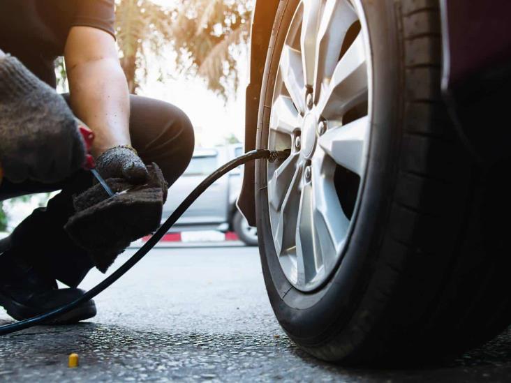 Diario del Yaqui - ¿Te quedaste ponchado? Sigues estos pasos para cambiar la llanta de tu auto ...